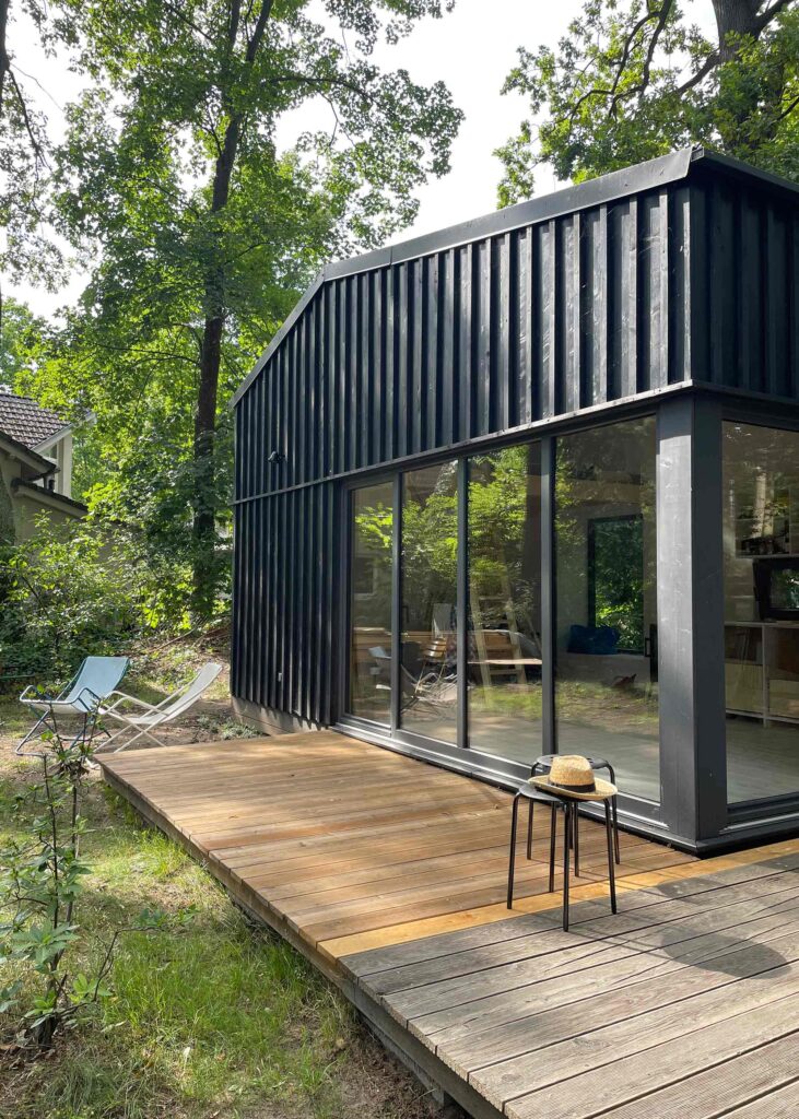 THE HUT | Florence Girod